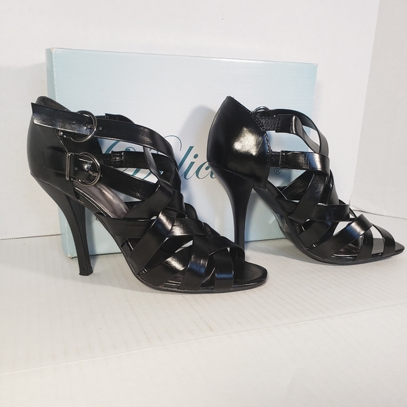 Delicious | Shoes | Womens Delicious Erode 4 Inch Strappy Heel | Poshmark